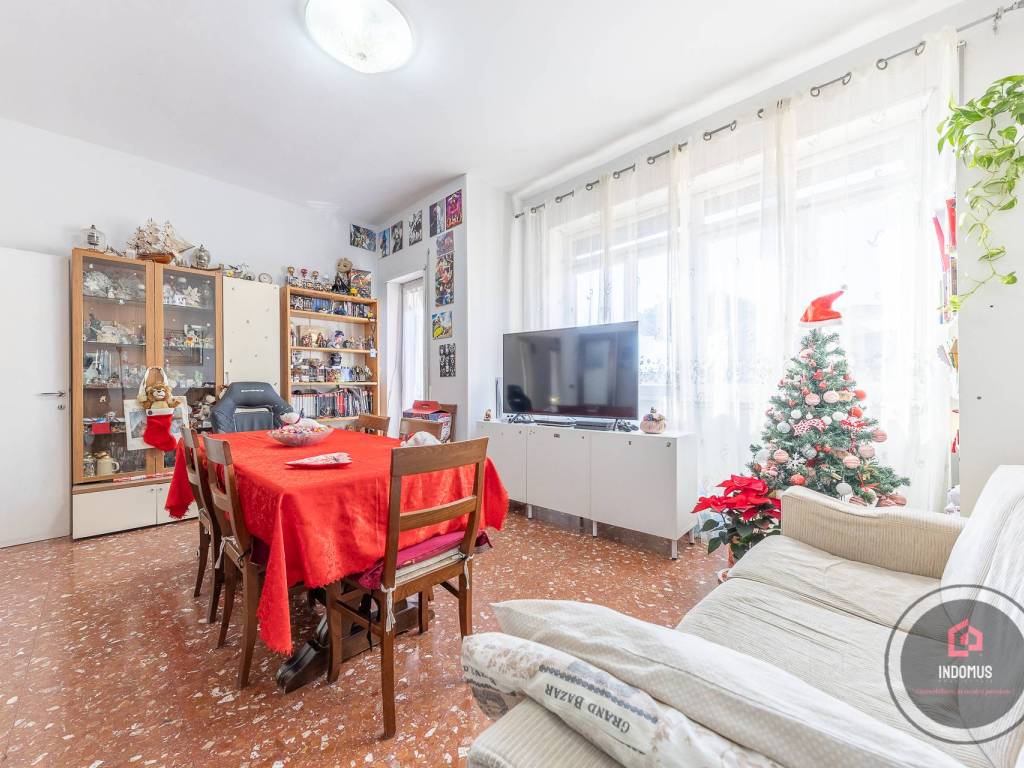 Vendita Appartamento Roma. Trilocale in via Minerbio 46. Da ...