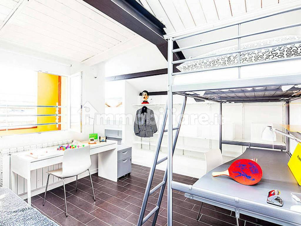 Stanza in affitto in Appartamento, affittasi camera via Maddalena ...