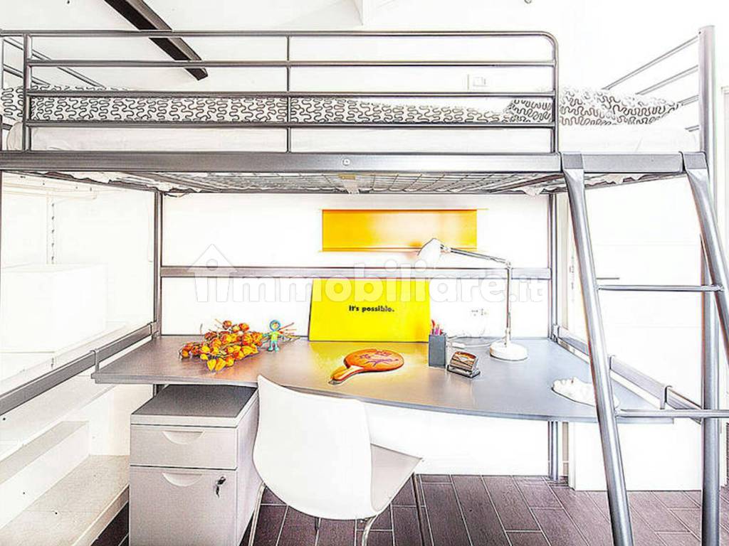 Stanza in affitto in Appartamento, affittasi camera via Maddalena ...