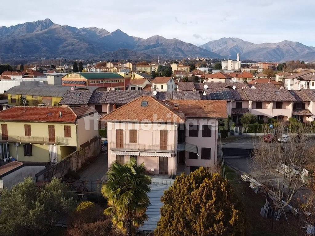 Vendita Villa unifamiliare in via Giuseppe Verdi 4 Ponderano. Buono ...