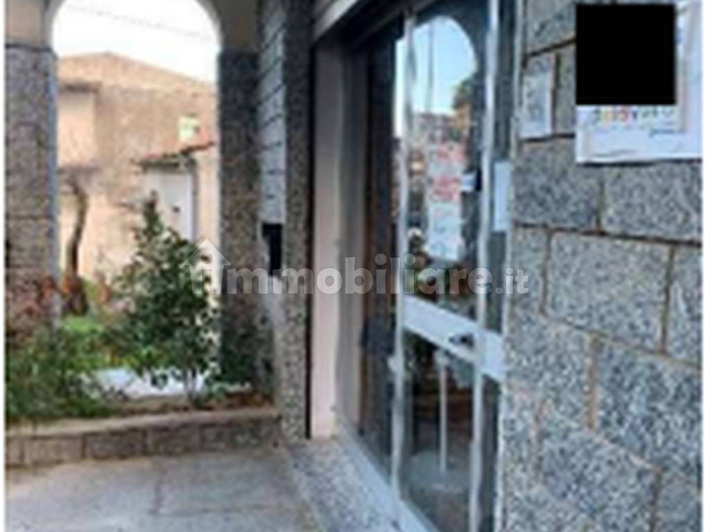 Asta per negozio, via Mafalda di Savoia Fagnano Castello, rif ...