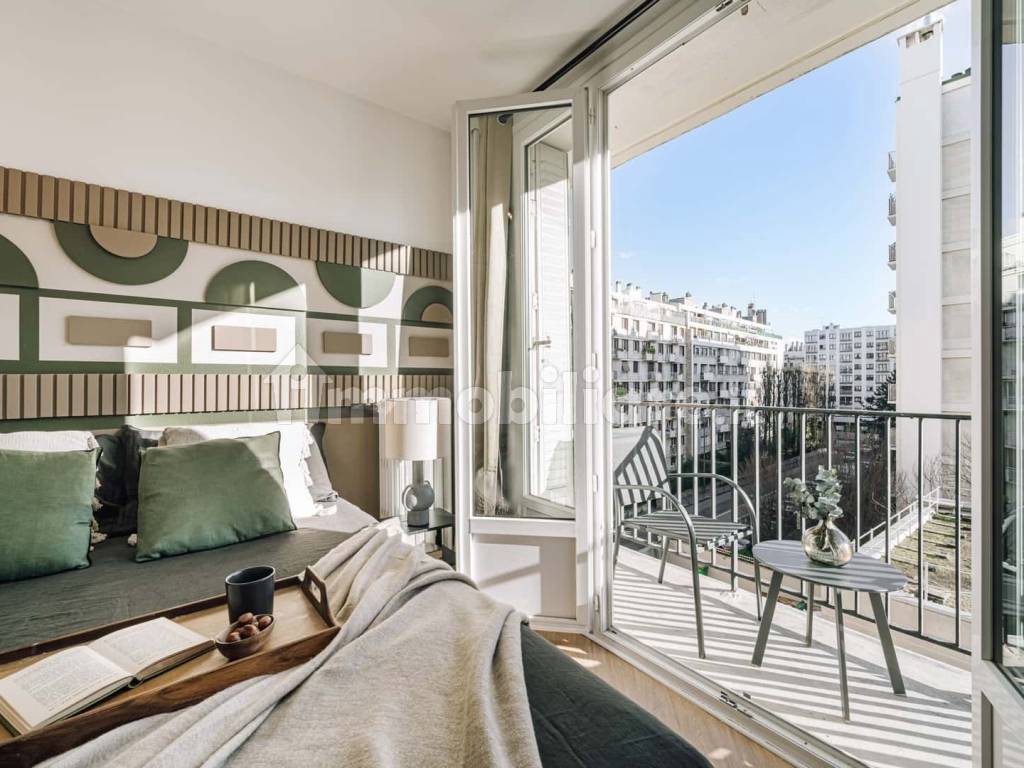 Affitto Appartamento Parigi. Quadrilocale in Rue Saint Charles. Ottimo ...