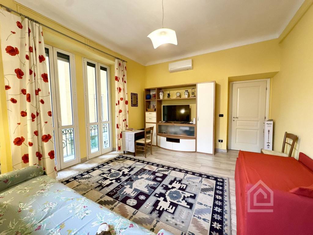 Vendita Appartamento Alassio. Trilocale in viale Daniel Hanbury 90 ...