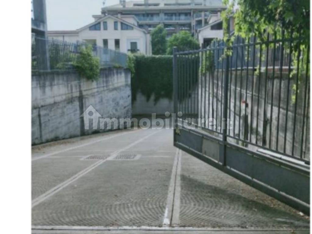 Asta per garage - box, corso Leonardo da Vinci 31, Arnate Gallarate ...