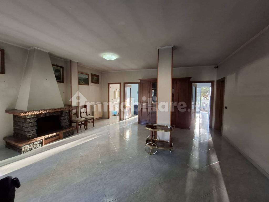 Vendita Appartamento Napoli. Trilocale in via Domenico Pallucci. Ottimo ...