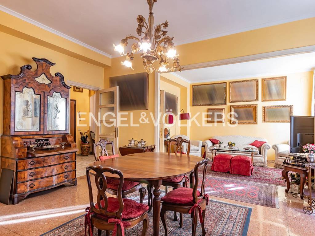 Vendita Appartamento Roma. Quadrilocale in via Nicolò Piccinni. Da ...