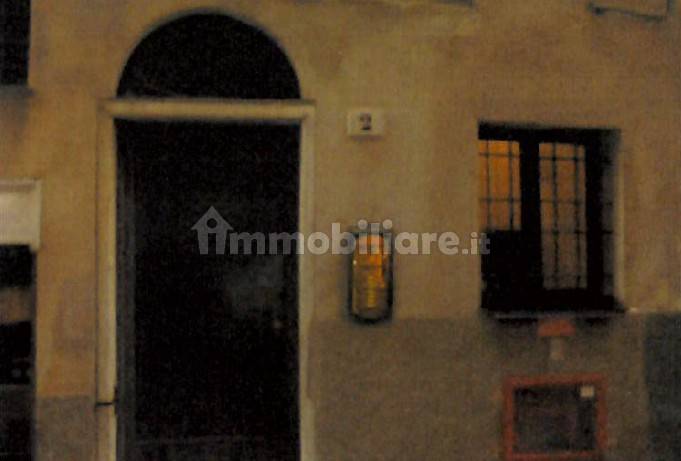 Asta per appartamento, Vico delle Compere, Caricamento Genova, rif ...