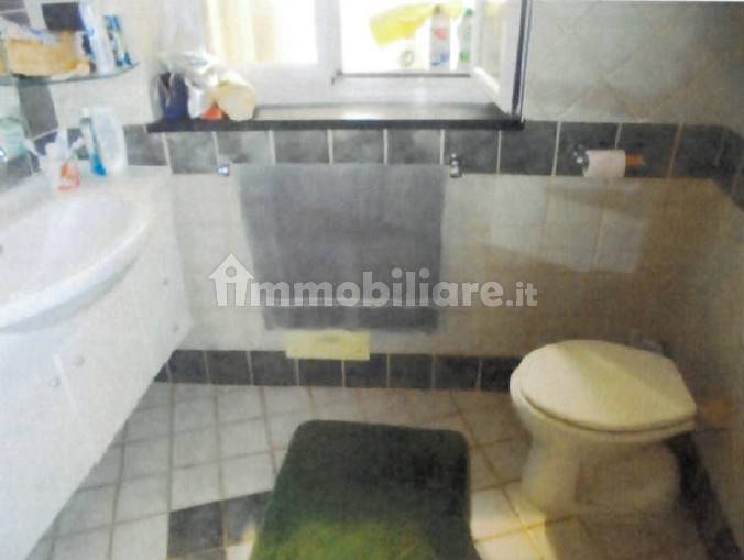 Asta per appartamento, Vico delle Compere, Caricamento Genova, rif ...