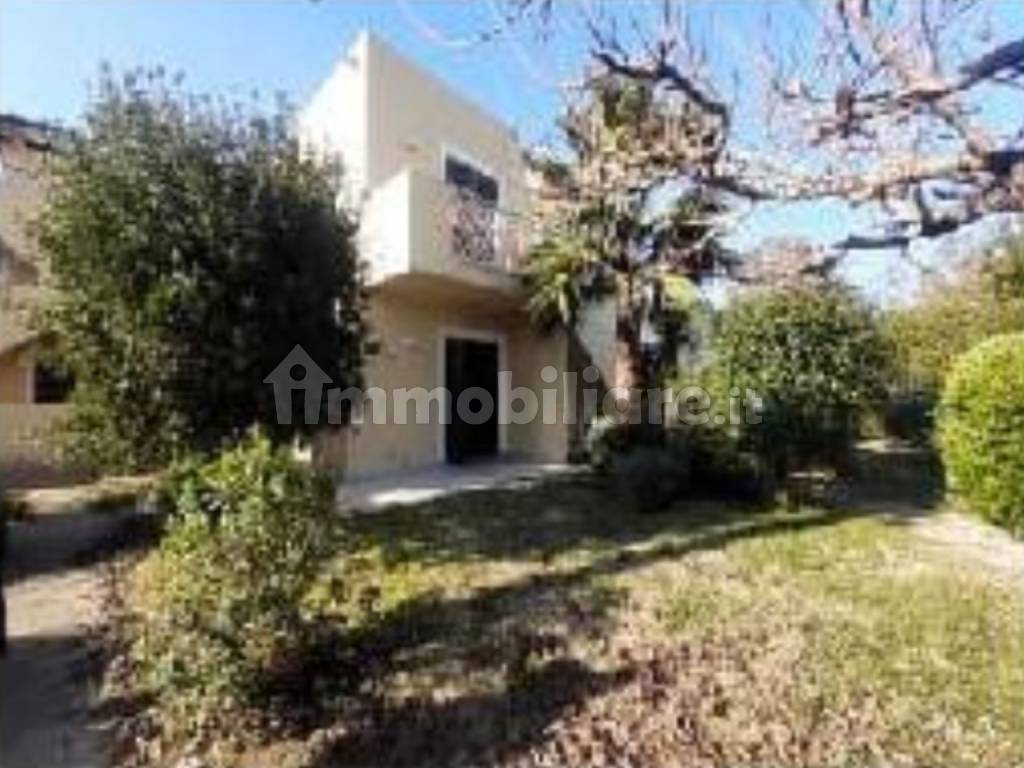 Asta per appartamento, C.da Macchia, Macchia Pisticci, rif. 125567023 ...