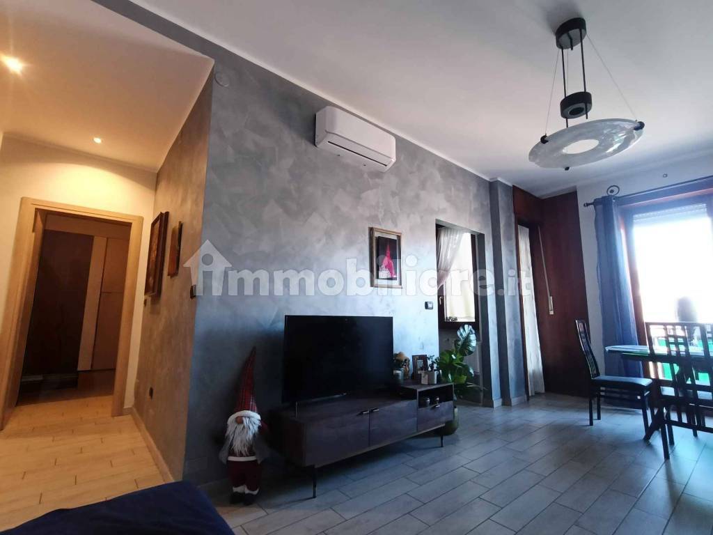 Vendita Appartamento Torino. Bilocale in via Borgaro 108. Ottimo stato ...