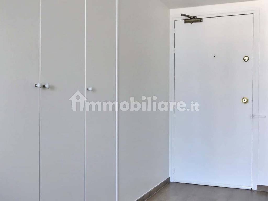 Affitto Appartamento Puteaux. Trilocale in Rue Louis Pouey. Ottimo ...