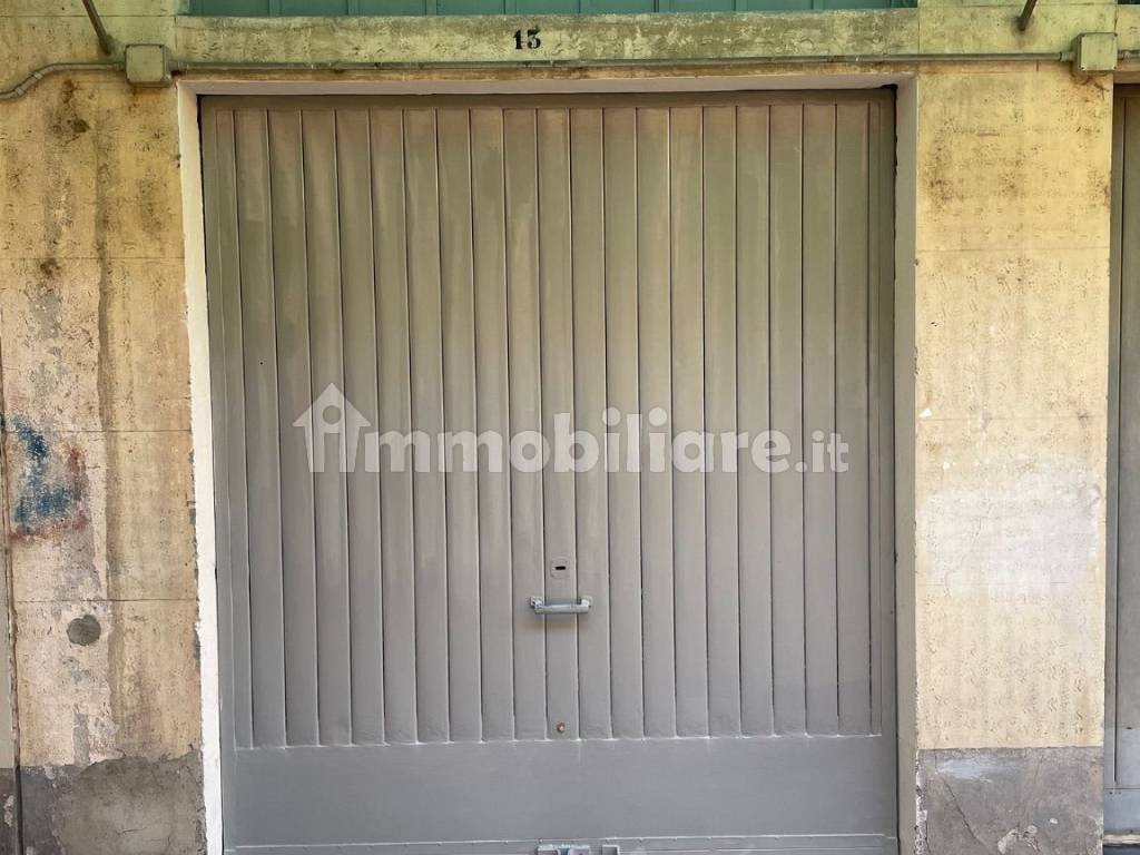 Garage - Box via Rodolfo Renier 33, Torino, Rif. 125610147 - Immobiliare.it