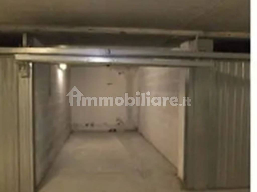 Asta per garage - box, via di Grotta di Gregna 23, Colli Aniene Roma ...