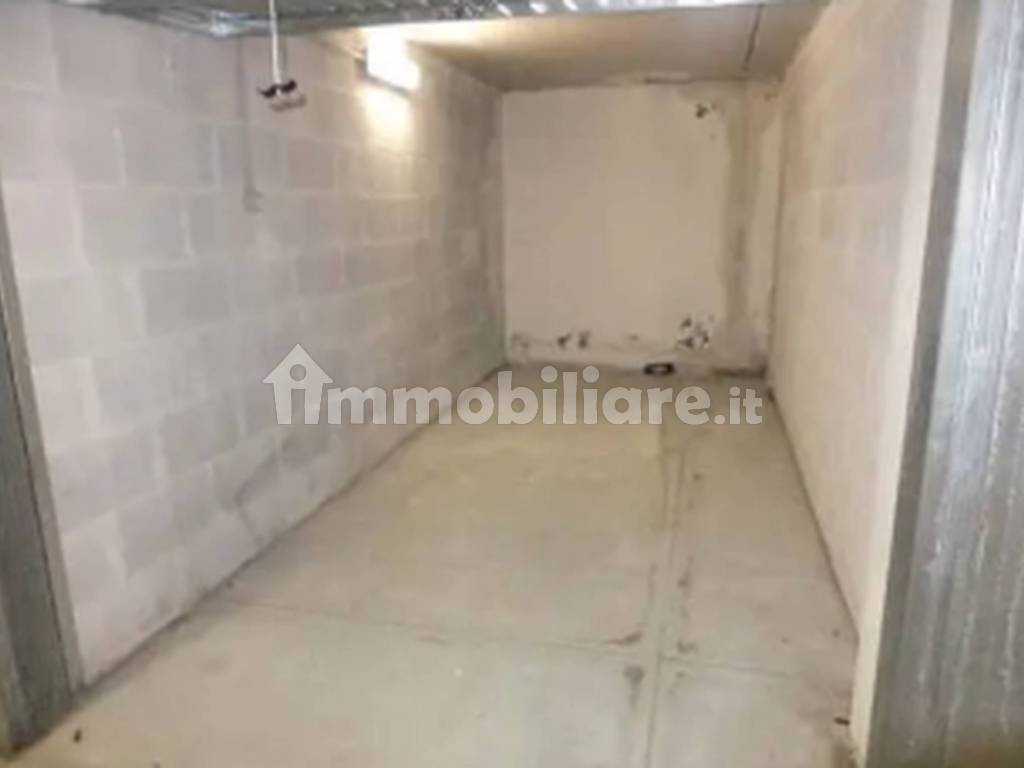 Asta per garage - box, via di Grotta di Gregna 23, Colli Aniene Roma ...