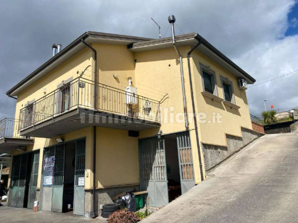 Asta per appartamento, Contrada San ANDREA, Centro Nicosia, rif ...