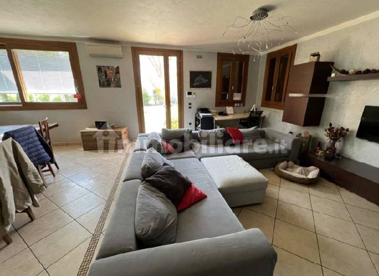 Asta per villa, Ronchi Villafranca Padovana, rif. 125643435 ...