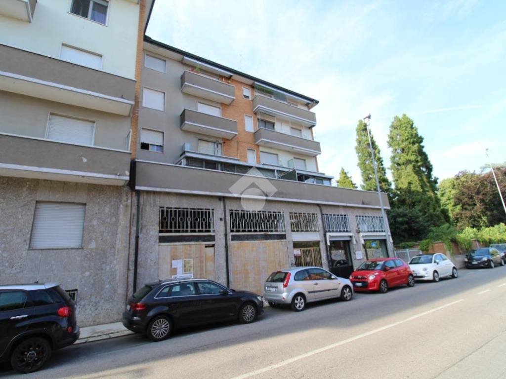 Vendita Appartamento Magenta. Trilocale in via G. Casati 49. Da ...