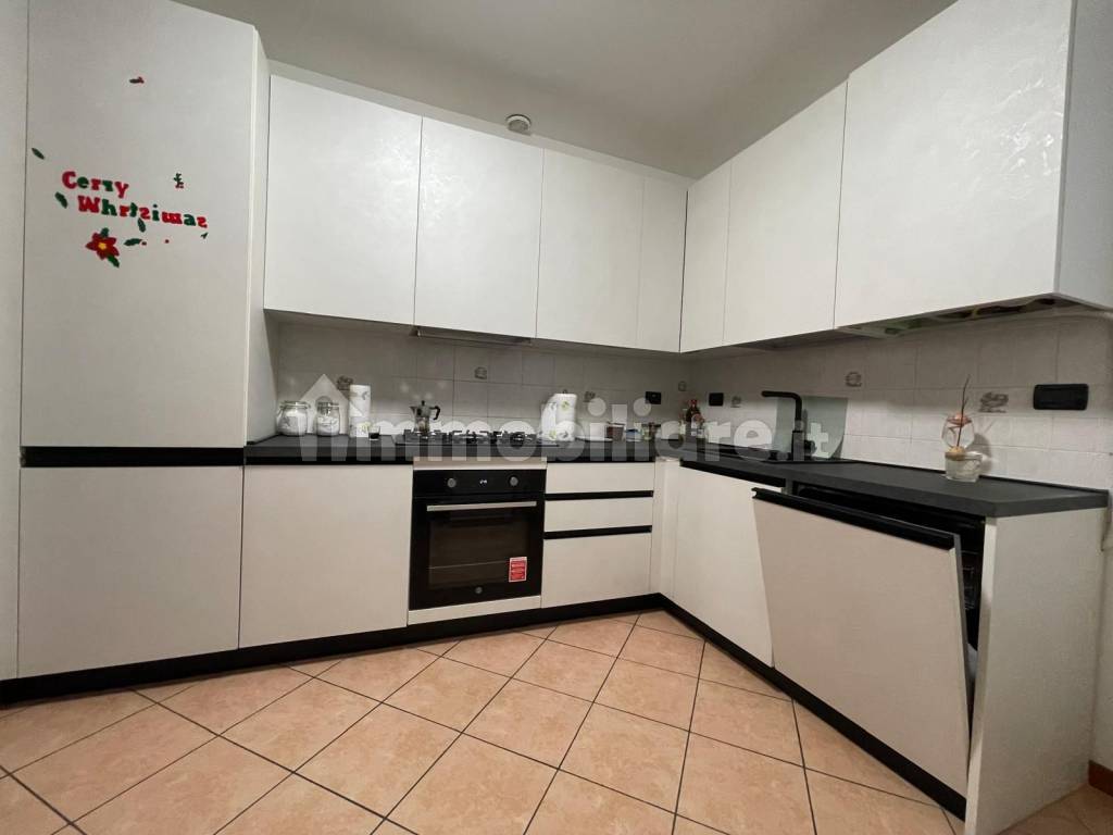 Stanza singola in affitto, affittasi camera singola via Dante Alighieri ...