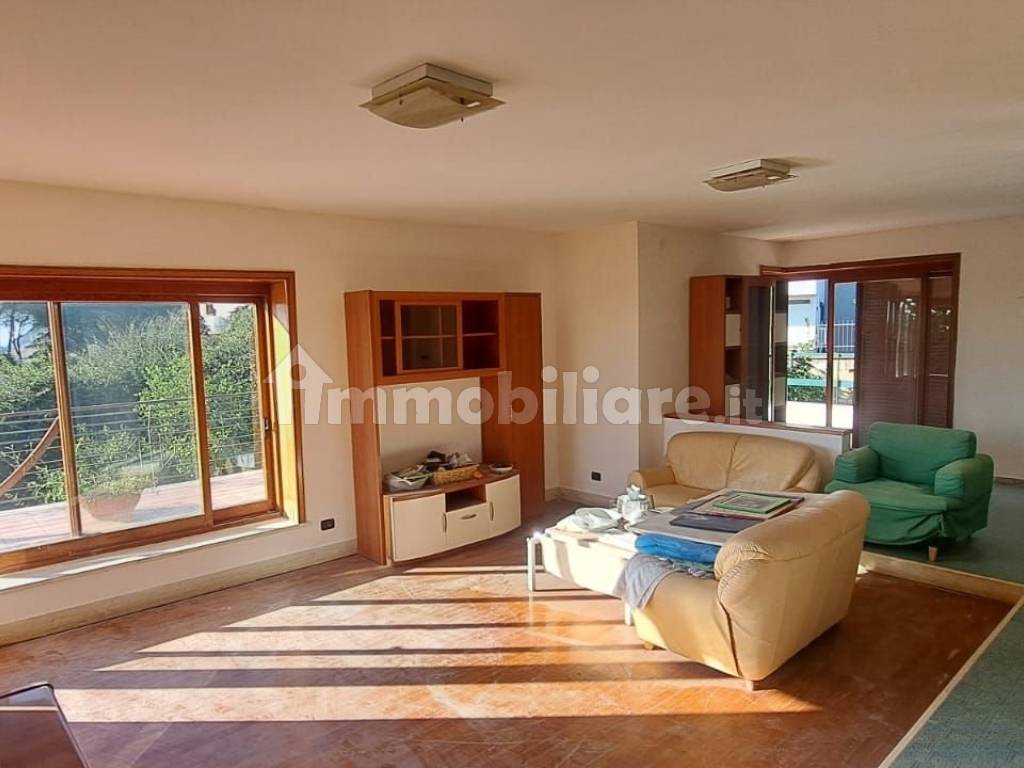 Vendita Appartamento in villa in via Vecchia delle Vigne 11 Pozzuoli ...