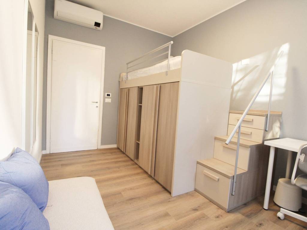 Stanza singola in affitto, affittasi camera singola via Beltrame ...