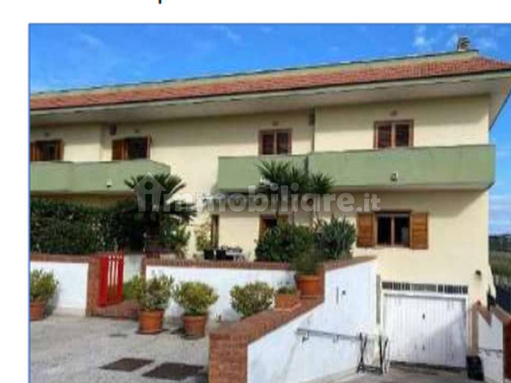 Asta per villetta a schiera, via San Gennaro Agnano, Pozzuoli Alta ...
