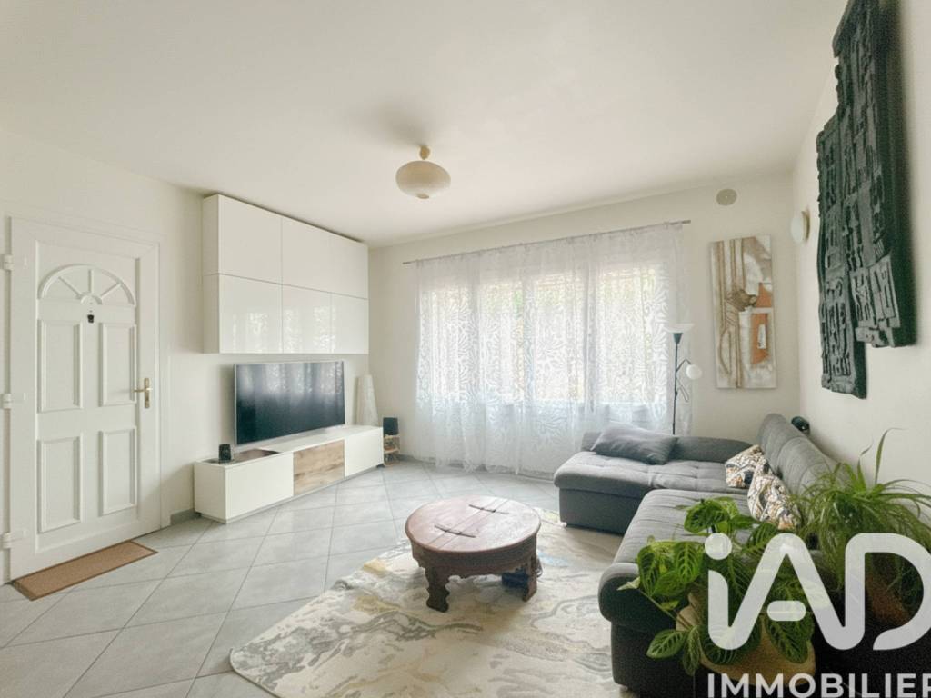 Vendita Appartamento Issy-les-Moulineaux. Bilocale, Con balcone, rif ...