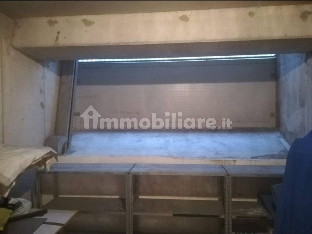 Garage - Box via Nikolajevka 20, Milano, Rif. 125691549 - Immobiliare.it