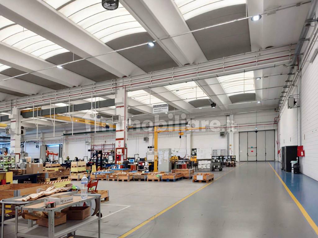 Magazzino - Deposito viale Adriatico 9, Masi Torello, Rif. 125699675 ...