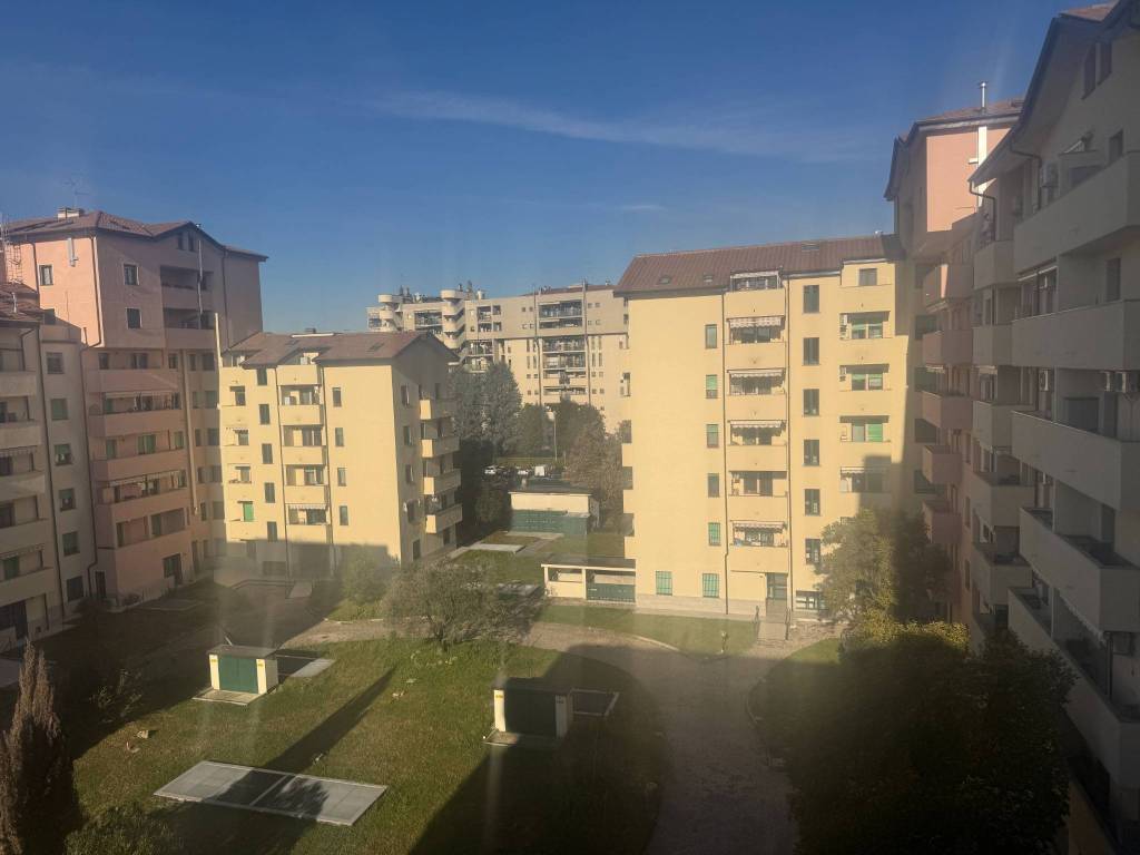 Vendita Attico in via Giorgio De Chirico 4 Monza. Ottimo stato, con ...