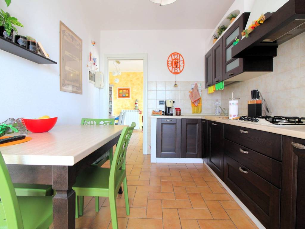 Vendita Appartamento Cava Manara. Trilocale in via Massimo D'Antona 2 ...