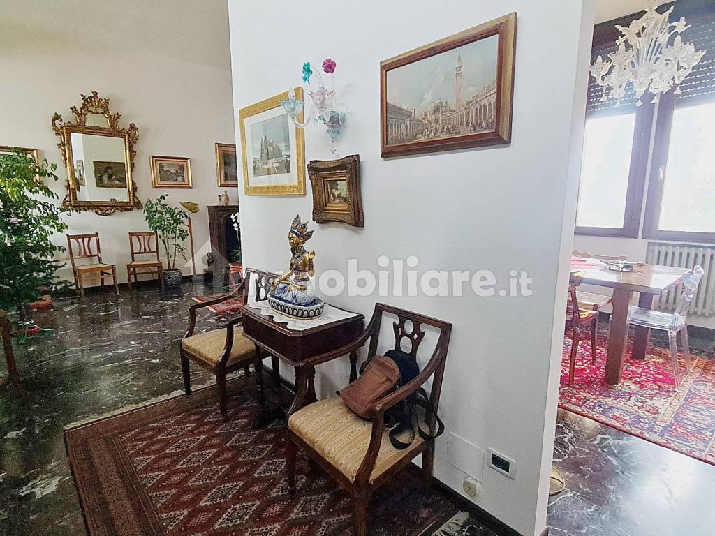 Vendita Villa unifamiliare in piazzetta Fratelli Rosselli Spinea. Posto ...