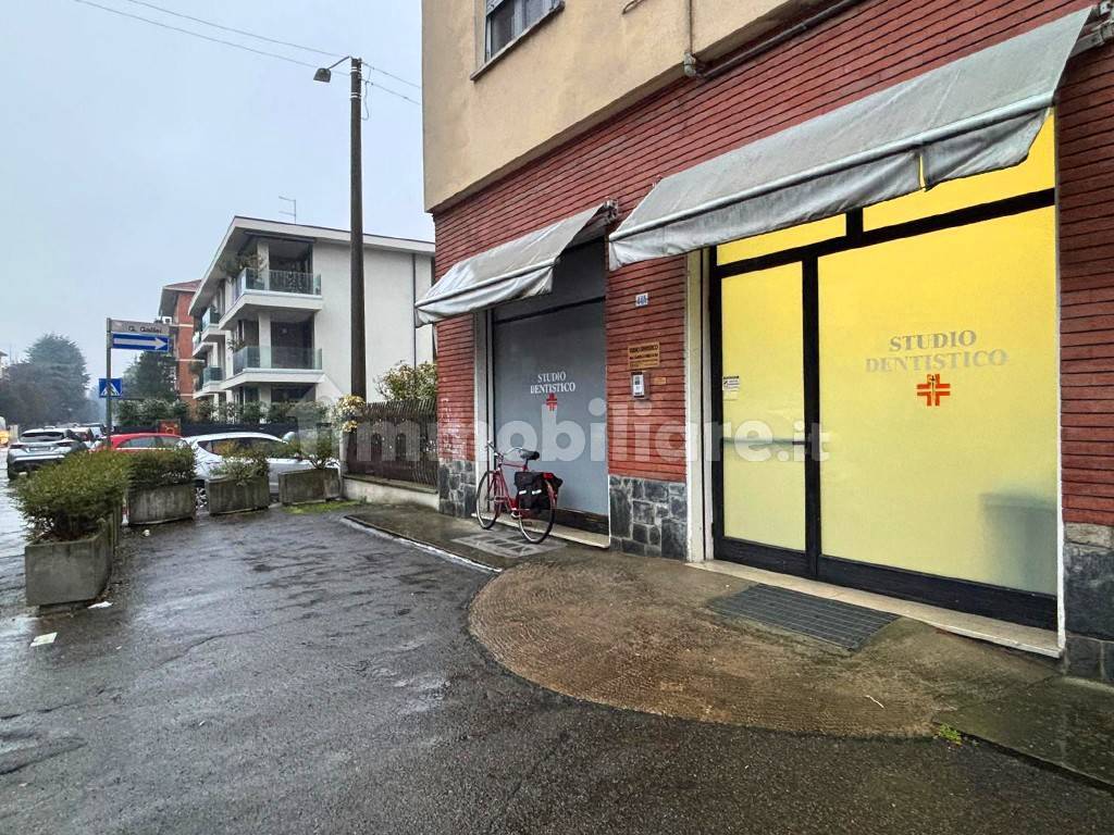 Locale commerciale via Edward Jenner 44, Parma, Rif. 125747661 ...