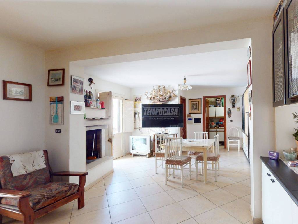 Vendita Terratetto unifamiliare in via Angelo RIZZO 1/snc Surbo. Da ...