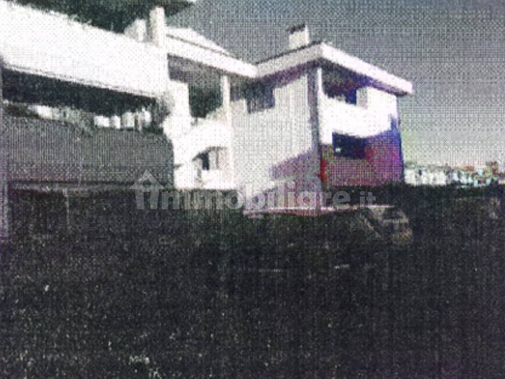 Asta per garage - box, via Francesco e Silvio Ferretti, Centro ...