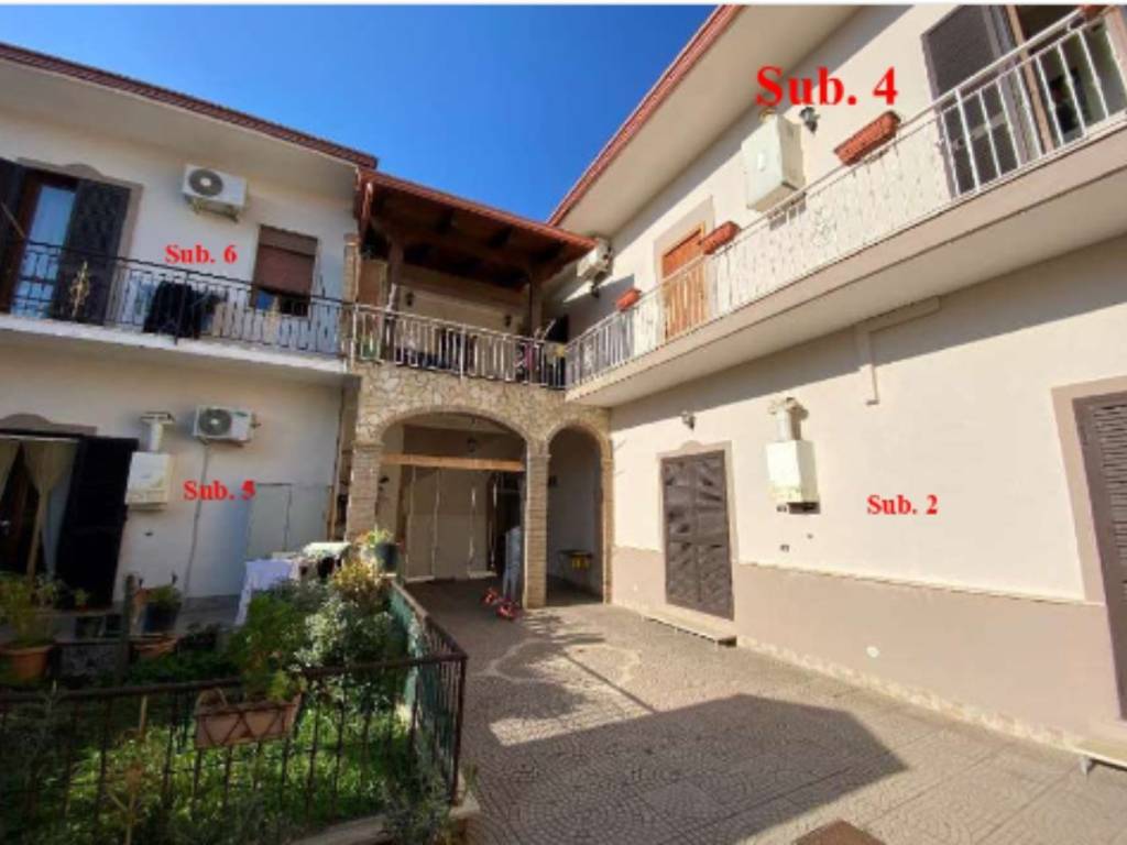 Asta per appartamento, via Cesare Battisti Frignano, rif. 125760921 ...