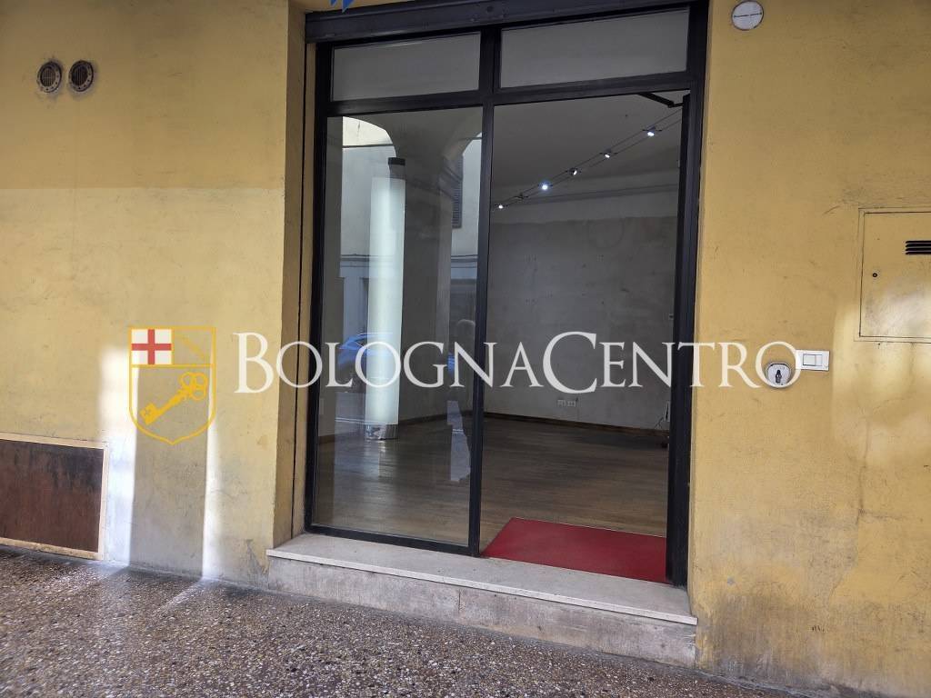 Locale commerciale via Saragozza, Bologna, Rif. 125783035 - Immobiliare.it