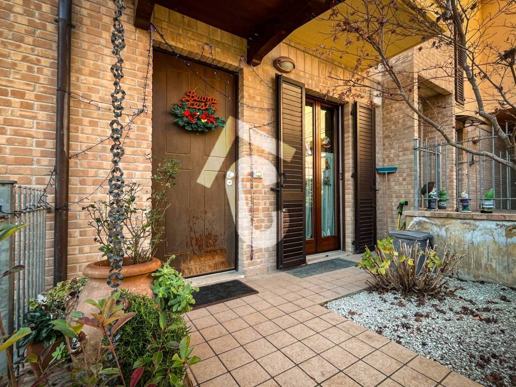 Vendita Appartamento Castelplanio. Trilocale, Ottimo stato, piano terra ...