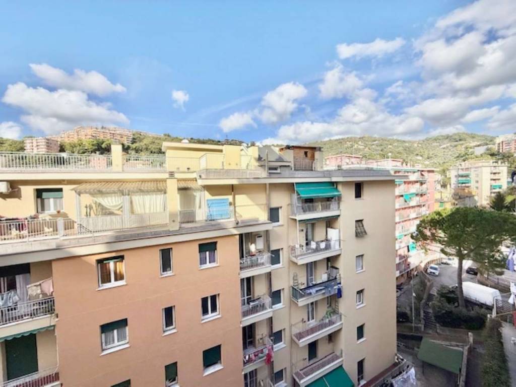 Sale Apartment Genoa. 3-room flat in via Stefanina Moro. To be ...
