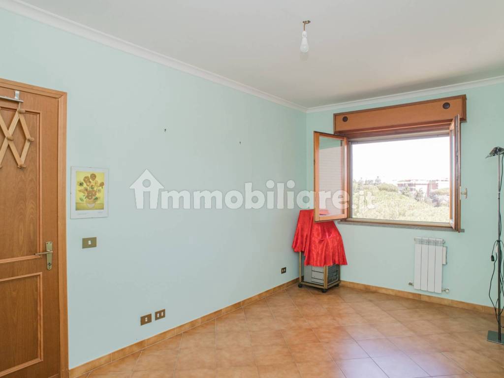 Sale Apartment Rome. 4-room flat in via Giuseppe Rosaccio. Good ...