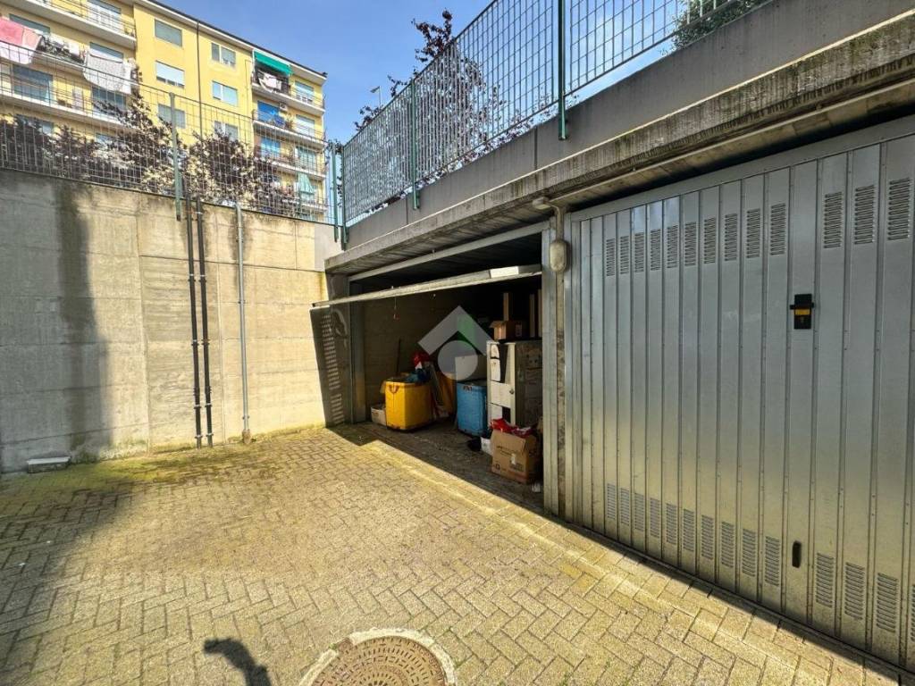 Garage - Box via Aldo Moro 47, Chivasso, Rif. 125797779 - Immobiliare.it