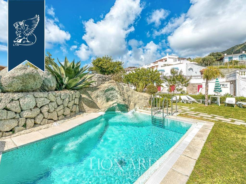 Hotel, Forio, Rif. 125809671 - Immobiliare.it