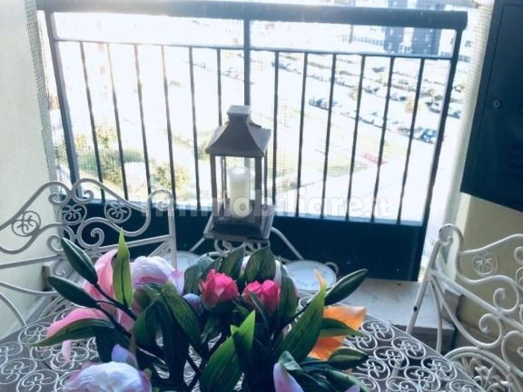 Vendita Appartamento Fiumicino. Bilocale in via del Perugino. Buono ...