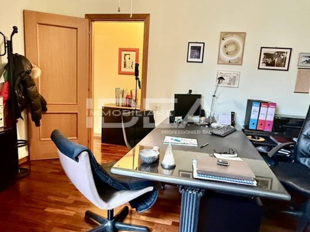 Vendita Appartamento Lucca. Trilocale in via Farnesi ,. Buono stato ...