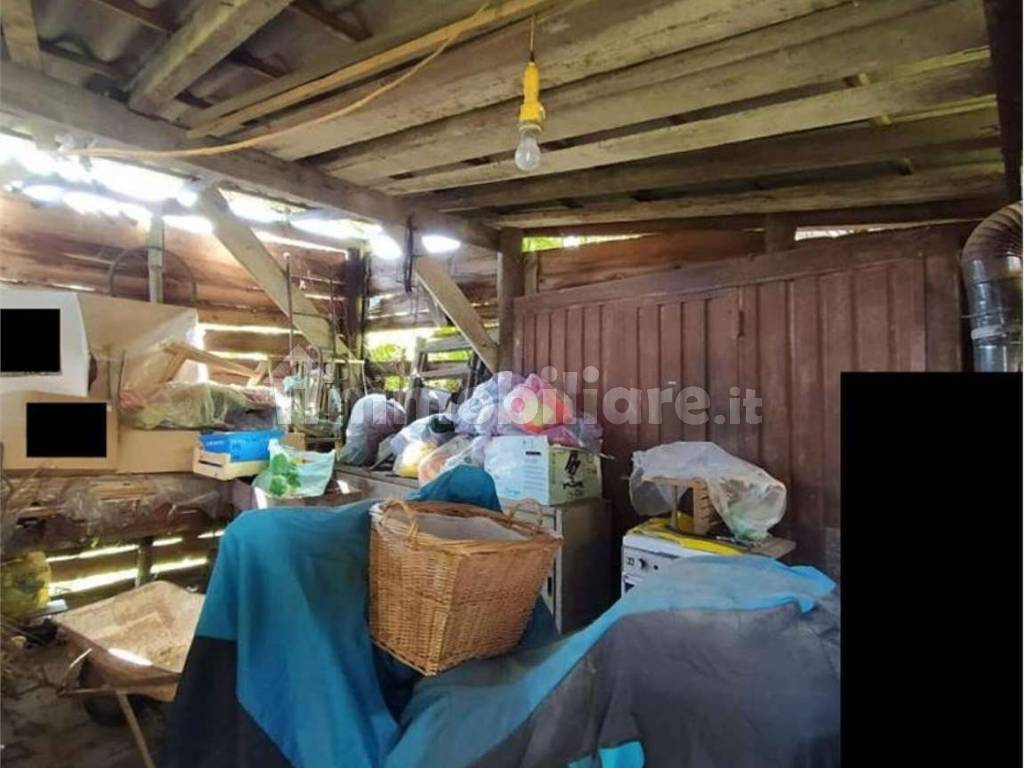 Asta per appartamento, via Pirandello, 10 Besano, rif. 125815171 ...