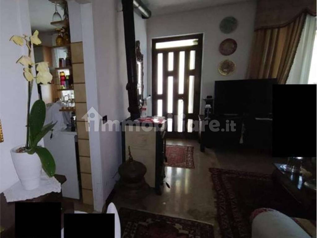 Asta per appartamento, via Pirandello, 10 Besano, rif. 125815171 ...