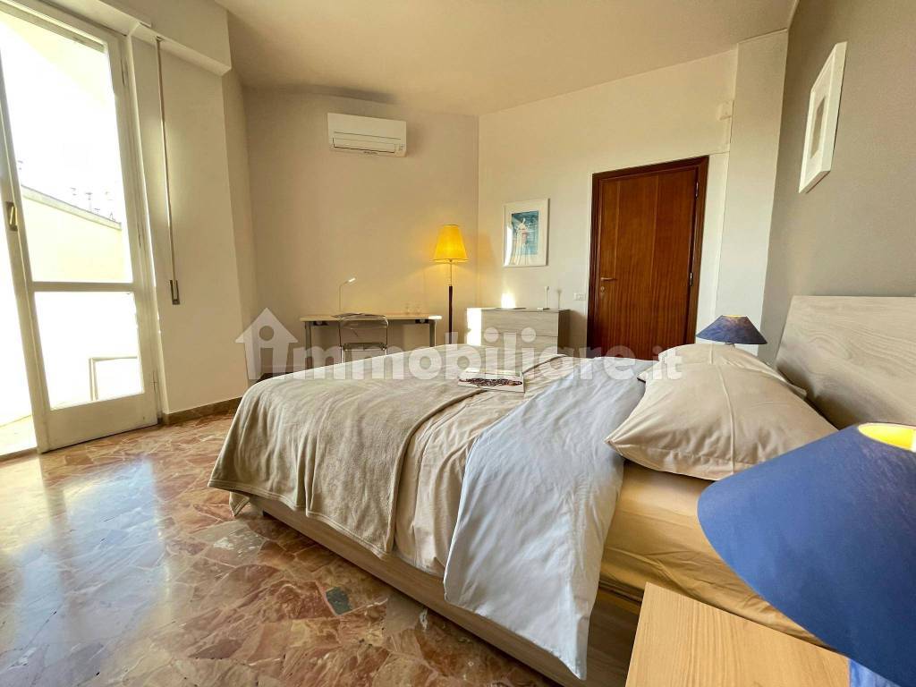 Stanza singola in affitto, affittasi camera singola via Benedetto ...