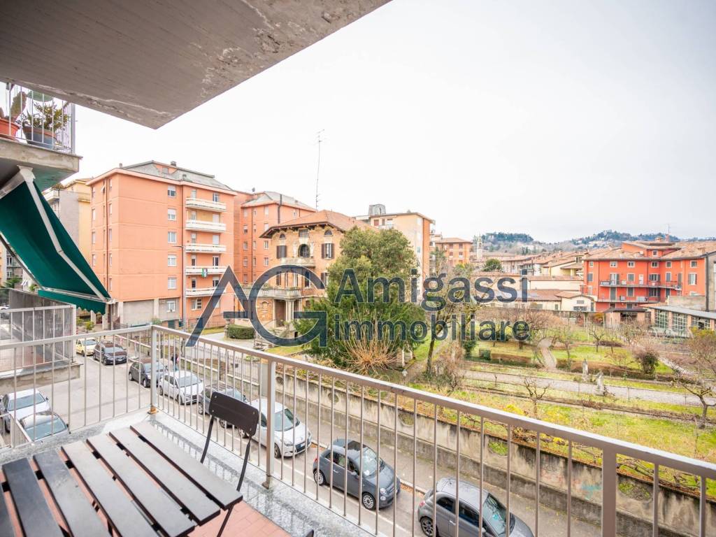 Affitto Appartamento Bergamo. Bilocale in via Borgo Santa Caterina 63A ...