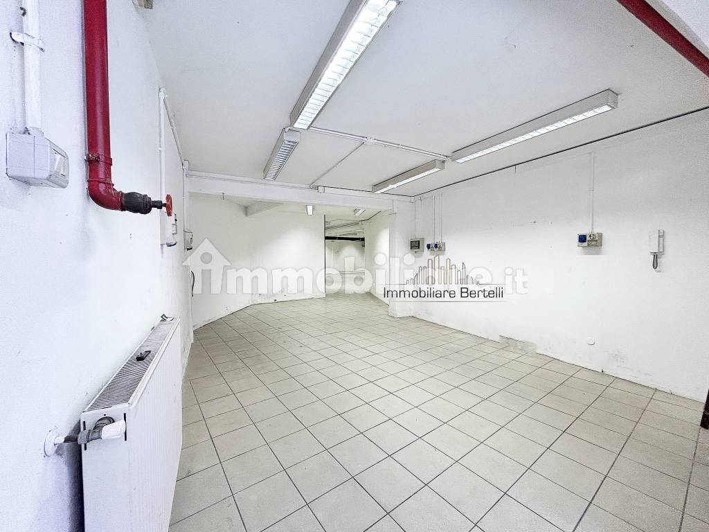 Magazzino - Deposito via Giacomo Watt 14, Milano, Rif. 125828985 ...