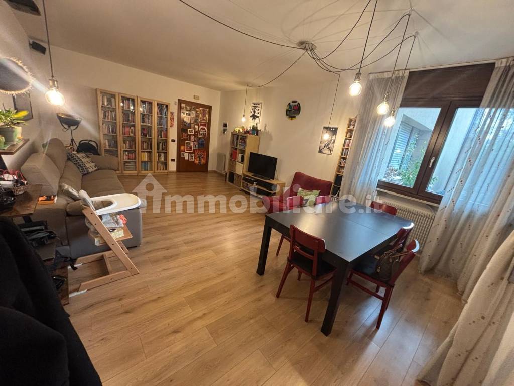 Vendita Appartamento in via Friuli. Silea. Piano terra, posto auto, con ...