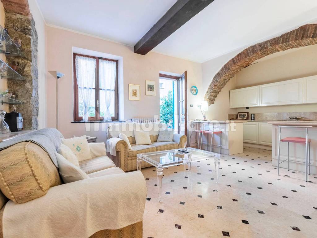 Vendita Appartamento Levanto. Quadrilocale in via Dante Alighieri ...